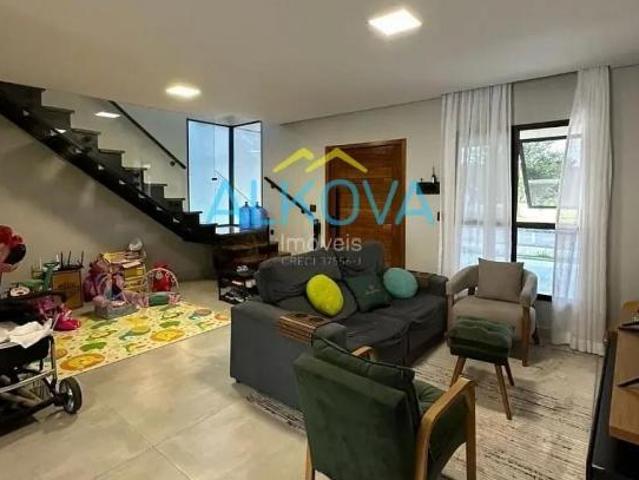 Sobrado com 4 dormitórios à venda, 182 m² por R$ 1.300.000 Jardim Jacinto Jacareí/SP