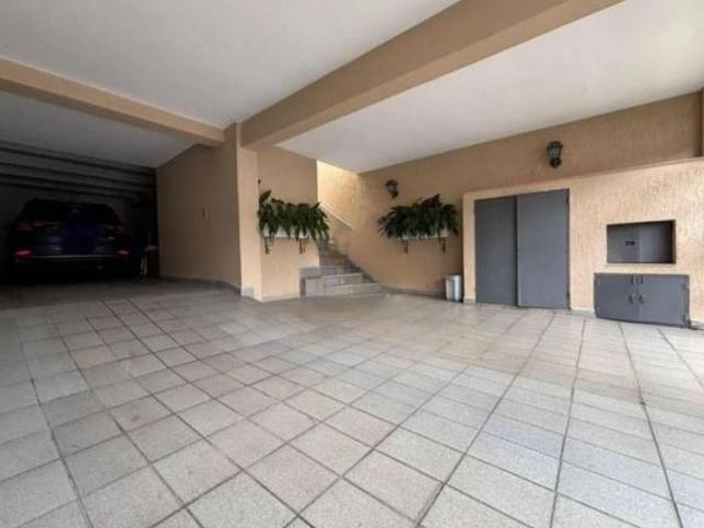 Sobrado em Vila Ipojuca com 195m², 4 dorm. e 168m² de terreno São Paulo