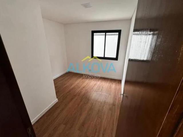 Sobrado com 4 dormitórios à venda, 198 m² Condomínio Residencial Mantiqueira São José dos Campos