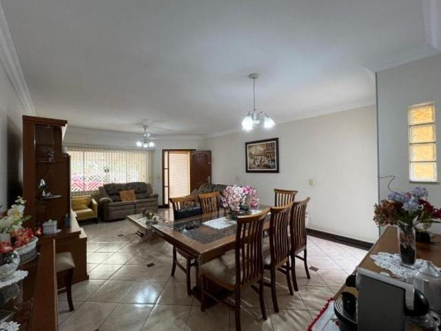 Sobrado com 4 dormitórios à venda, 191 m² por R$ 930.000,00 Jardim Hollywood São Bernardo do Cam