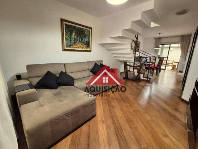 Sobrado com 4 dormitórios à venda, 193 m² por R$ 950.000,00 Jardim das Américas Curitiba/PR