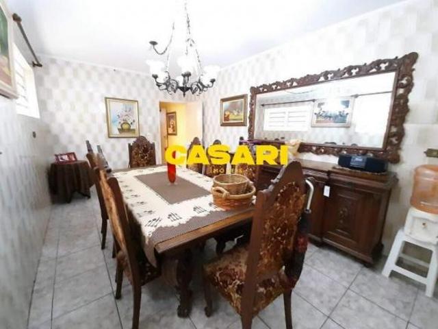 Sobrado com 4 dormitórios à venda, 193 m² Taboão São Bernardo do Campo/SP