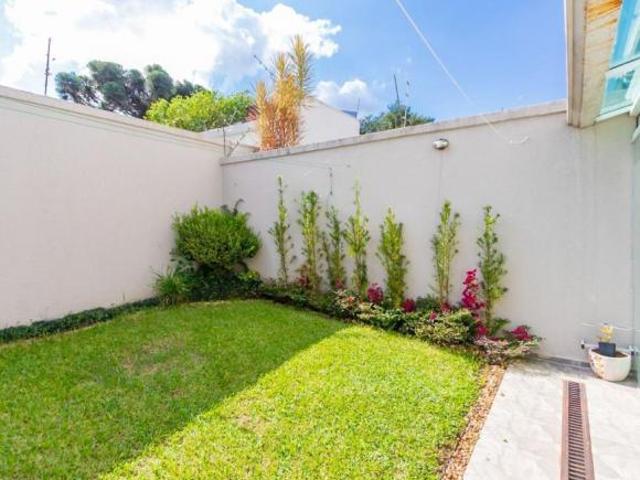 Sobrado com 4 dormitórios à venda, 204 m² por R$ 1.100.000,00 Água Verde Curitiba/PR