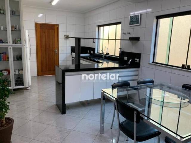 Sobrado com 4 dormitórios à venda, 204 m² por R$ 1.281.000,00 Parque São Domingos São Paulo/SP