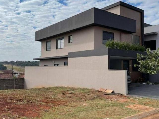 Sobrado com 4 dormitórios à venda, 205 m² por R$ 1.500.000,00 FAG Cascavel/PR