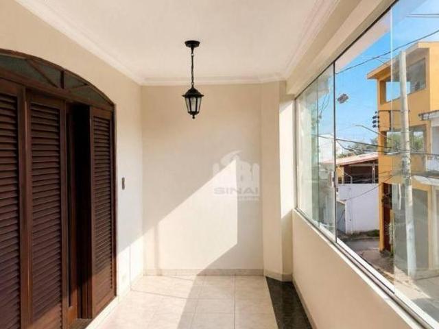 Sobrado com 4 dormitórios à venda, 205 m² por R$ 690.000,00 Conjunto Residencial José Bonifácio
