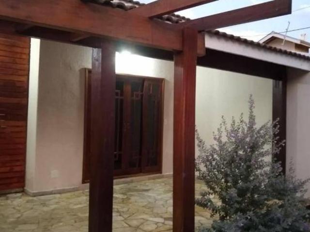 Sobrado com 4 dormitórios à venda, 206 m² por R$ 585.000,00 Parque das Árvores Paulínia/SP