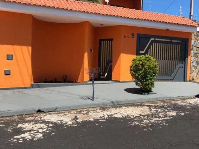 Sobrado com 4 dormitórios à venda, 208 m² por R$ 700.000,00 Residencial e Comercial Palmares Rib