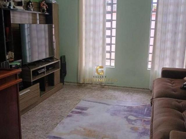 Sobrado com 4 dormitórios à venda, 208 m² por R$ 955.000,00 Bosque dos Eucaliptos São José dos C