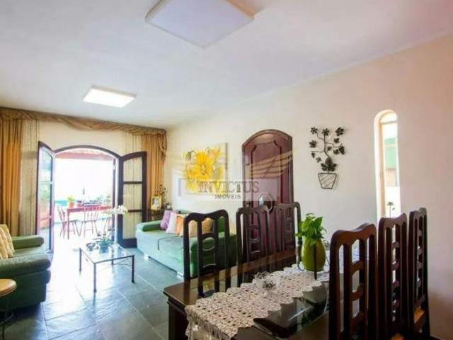 Sobrado com 4 Dormitórios à Venda, 200m² Vila Scarpelli, Santo André/SP