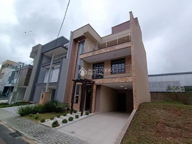 Sobrado com 4 dormitórios à venda, 202 m² por R$ 1.200.000,00 Afonso Pena São José dos Pinhais/P
