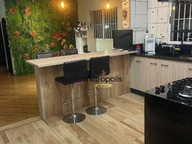 Sobrado com 4 dormitórios à venda, 215 m² por R$ 798.000,00 Jardim Las Vegas Santo André/SP