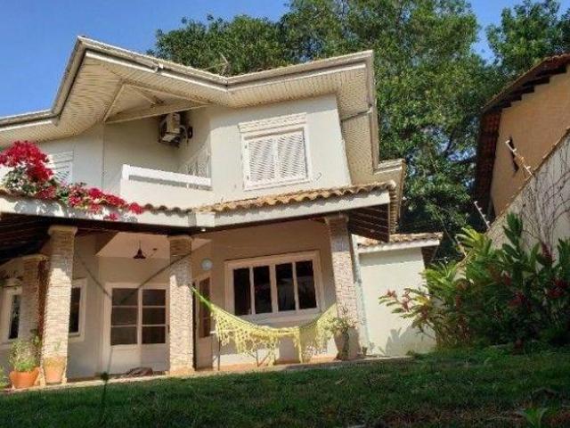 Sobrado com 4 dormitórios à venda, 217 m² por R$ 1.600.000,00 Jardim Esplanada II São José dos C