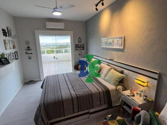 Sobrado com 4 dormitórios à venda, 217 m² por R$ 400.000,00 Cidade Nova Jacareí Jacareí/SP
