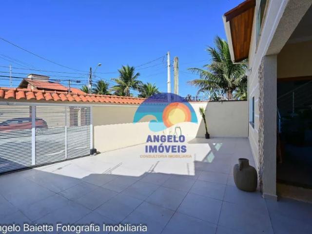 Sobrado com 4 dormitórios à venda, 218 m² por R$ 950.000,00 Estância Balneária Maria Helena Novaes