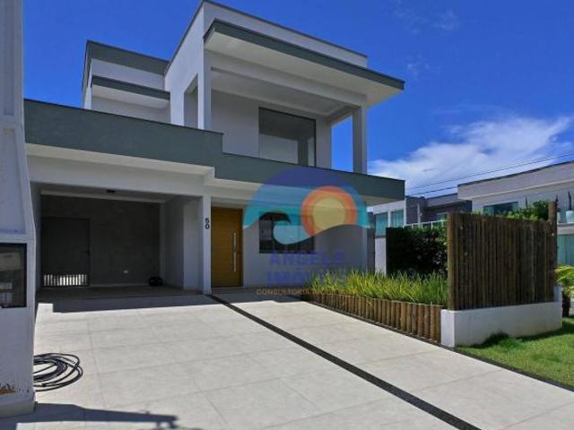 Sobrado com 4 dormitórios à venda, 210 m² por R$ 1.750.000,00 Bougainvillee IV Peruíbe/SP