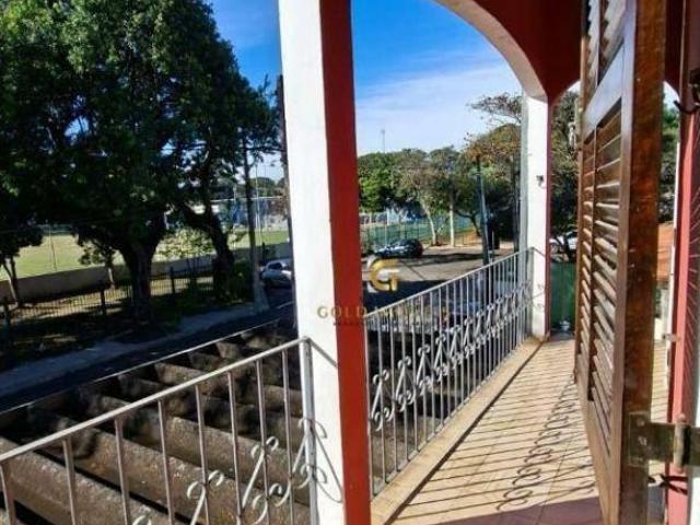 Sobrado com 4 dormitórios à venda, 210 m² por R$ 1.000.000,00 Bosque dos Eucaliptos São José dos