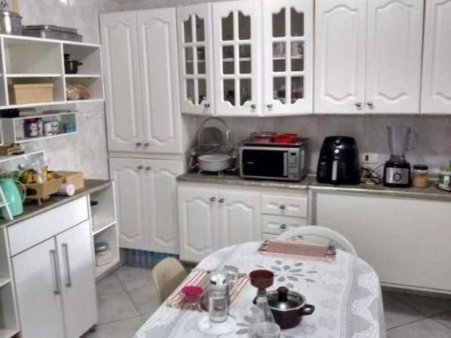 Sobrado com 4 dormitórios à venda, 210 m² por R$ 500.000,00 Jardim Brasil São Paulo/SP