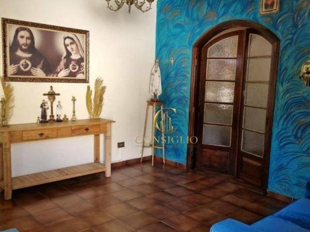 Sobrado com 4 dormitórios à venda, 211 m² por R$ 640.000,00 Vila Nair São José dos Campos/SP