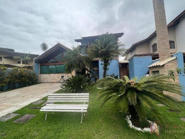 Sobrado com 4 dormitórios à venda, 213 m² por R$ 2.000.000,00 Maitinga Bertioga/SP