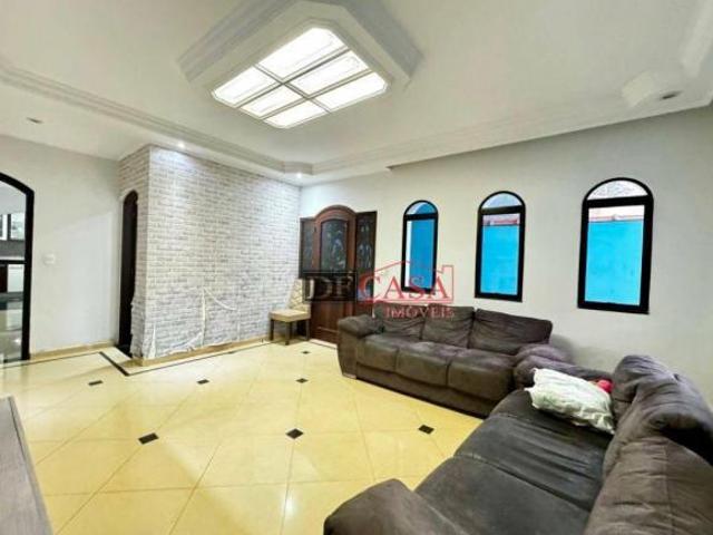 Sobrado com 4 dormitórios à venda, 213 m² por R$ 800.000,00 Itaquera São Paulo/SP