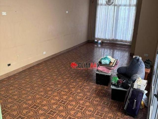 Sobrado em Vila Ipojuca com 224m², 4 dorm. e 350m² de terreno São Paulo