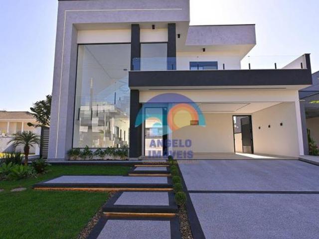 Sobrado com 4 dormitórios à venda, 228 m² por R$ 2.200.000,00 Bougainvillee IV Peruíbe/SP