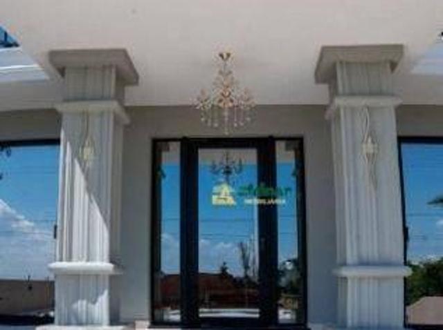 Sobrado com 4 dormitórios à venda, 220 m² por R$ 2.500.000,00 Riviera de Santa Cristina XIII Par