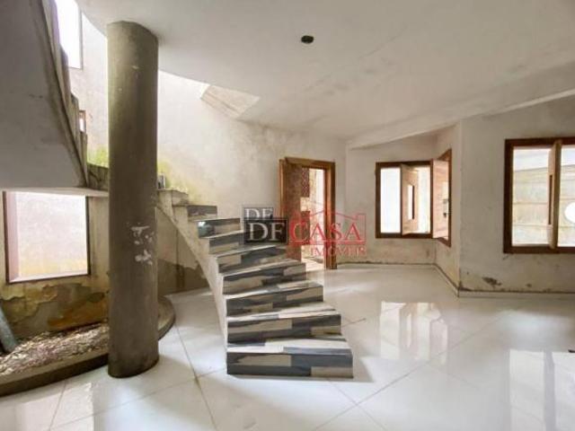 Sobrado com 4 dormitórios à venda, 220 m² por R$ 549.999,00 Cidade Líder São Paulo/SP