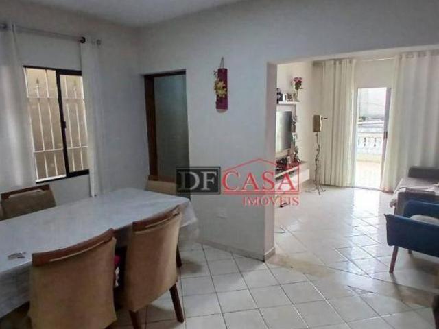 Sobrado com 4 dormitórios à venda, 220 m² por R$ 750.000,00 Cangaiba São Paulo/SP