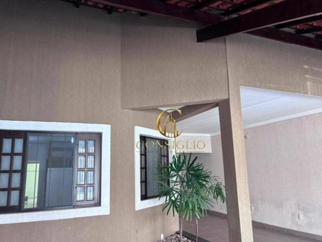 Sobrado com 4 dormitórios à venda, 235 m² por R$ 794.000,00 Villa Branca Jacareí/SP