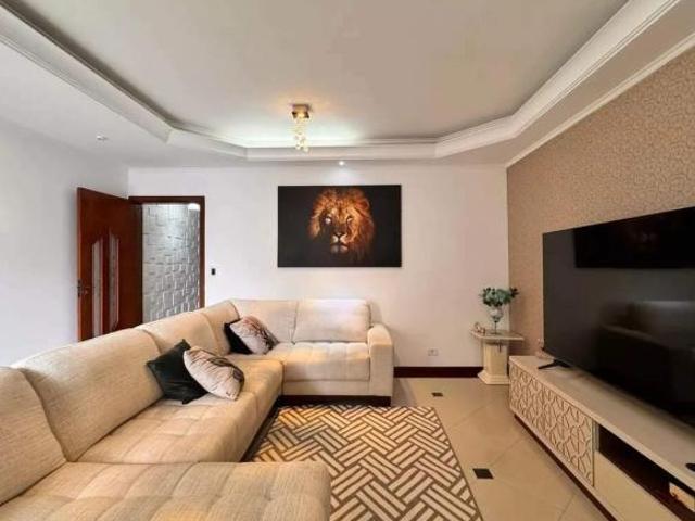 Sobrado com 4 dormitórios à venda, 235 m² por R$ 810.000,00 Jardim Las Vegas Santo André/SP