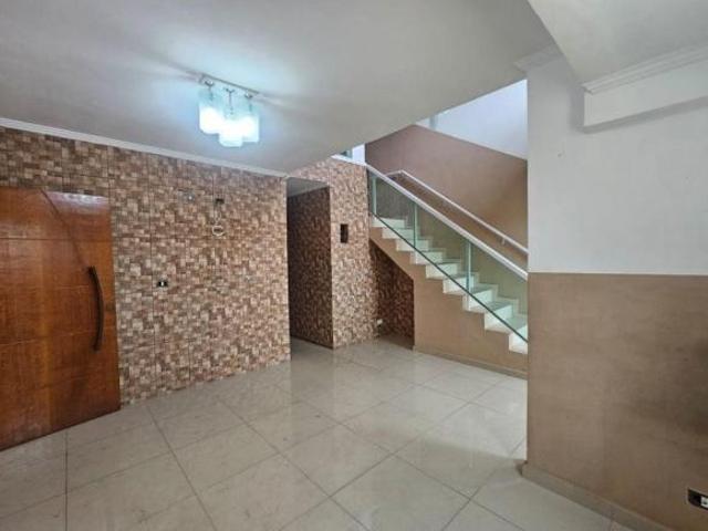 Sobrado com 4 dormitórios à venda, 237 m² por R$ 750.000,00 Vila Guiomar Santo André/SP