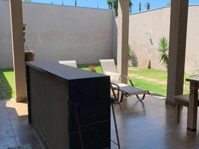 Sobrado com 4 dormitórios à venda, 230 m² por R$ 1.600.000,00 Condomínio Floradas do Paratey São