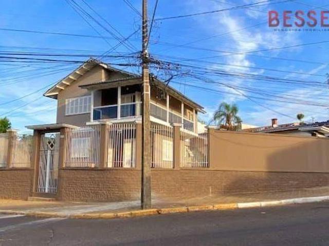 Sobrado com 4 dormitórios à venda, 230 m² por R$ 1.390.000,00 Centro Sapucaia do Sul/RS