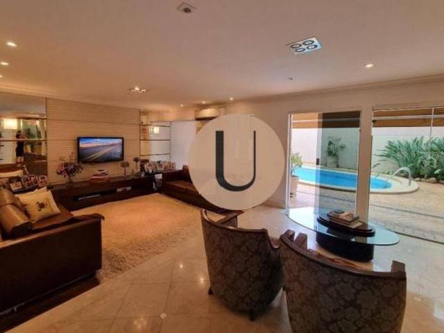 Sobrado com 4 dormitórios à venda, 233 m² por R$ 2.450.000,00 Jardim São Caetano São Caetano do