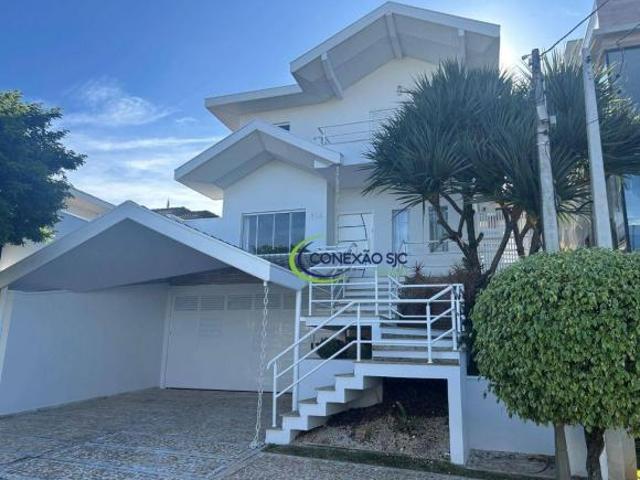 Sobrado com 4 dormitórios à venda, 245 m² por R$ 2.100.000,00 Urbanova São José dos Campos/SP