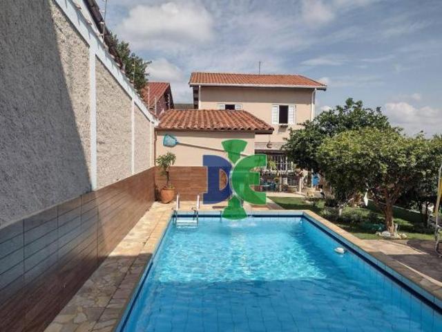 Sobrado com 4 dormitórios à venda, 245 m² por R$ 980.000,00 Jardim Terras de São João Jacareí/SP