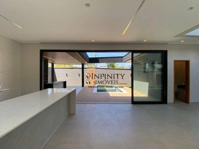 Sobrado com 4 dormitórios à venda, 246 m² por R$ 2.200.000,00 Recanto dos Eucaliptos São José do