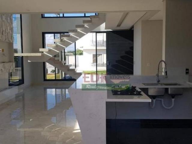 Sobrado com 4 dormitórios à venda, 249 m² por R$ 1.920.000,00 Condomínio Terras do Vale Caçapava