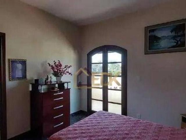 Sobrado com 4 dormitórios à venda, 240 m² por R$ 550.000,00 Jardim Cristina Pindamonhangaba/SP