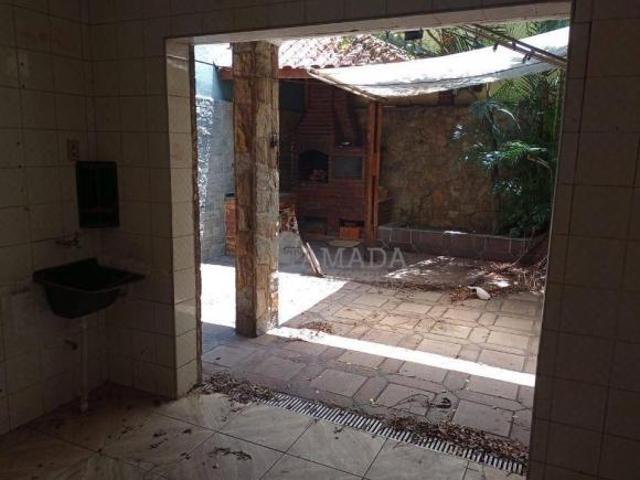 Sobrado com 4 dormitórios à venda, 240 m² por R$ 585.000,00 Vila Nhocune São Paulo/SP