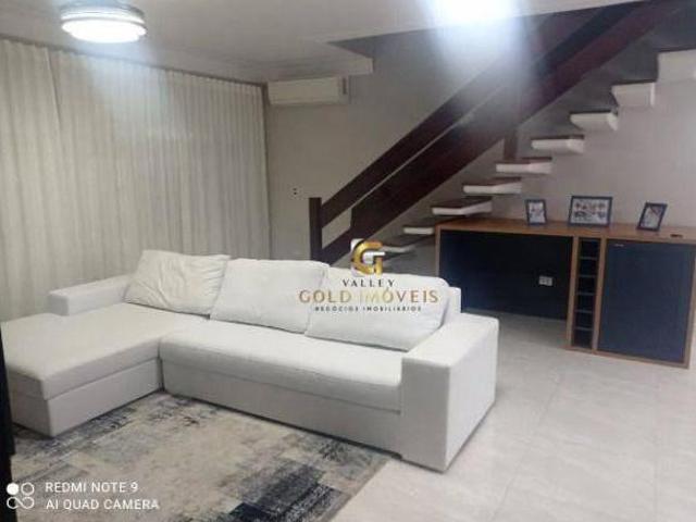 Sobrado com 4 dormitórios à venda, 254 m² por R$ 1.384.000,00 Jardim das Indústrias São José dos
