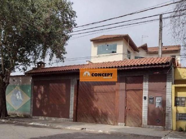 Sobrado com 4 dormitórios à venda, 257 m² por R$ 900.000,00 Jardim Vitória Suzano/SP