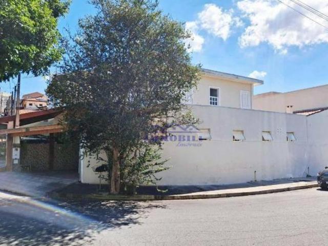 Sobrado com 4 dormitórios à venda, 259 m² por R$ 895.000 Jardim Uirá São José dos Campos/SP