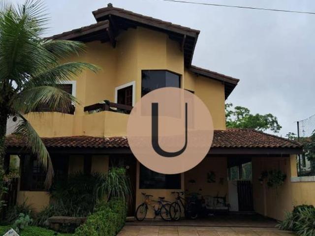 Sobrado com 4 dormitórios à venda, 250 m² por R$ 1.580.000,00 Balneário Praia do Pernambuco Guar