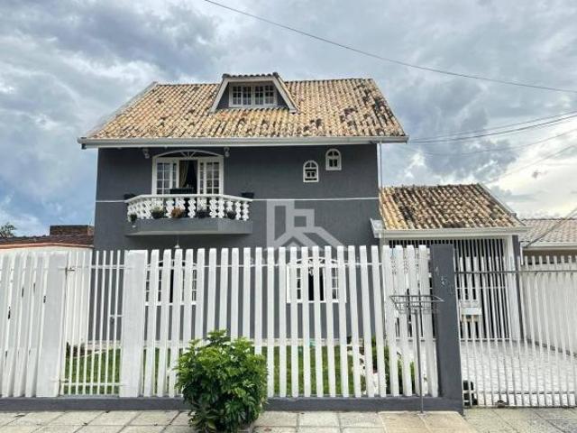 Sobrado com 4 dormitórios à venda, 250 m² por R$ 1.049.000,00 Uberaba Curitiba/PR