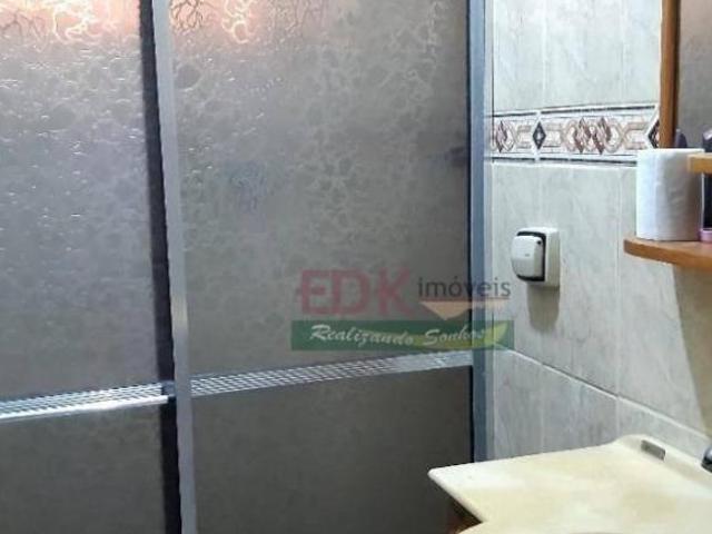 Sobrado com 4 dormitórios à venda, 250 m² por R$ 532.500,00 Jardim Bela Vista Taubaté/SP