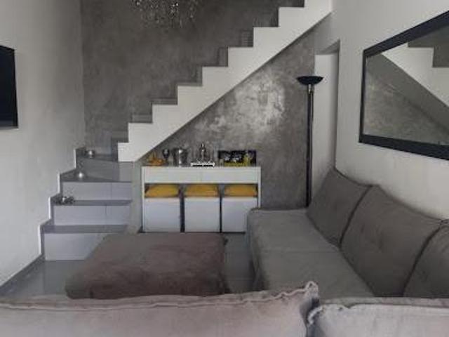 Sobrado com 4 dormitórios à venda, 250 m² por R$ 680.000,00 Parque Alto do Rio Bonito São Paulo/
