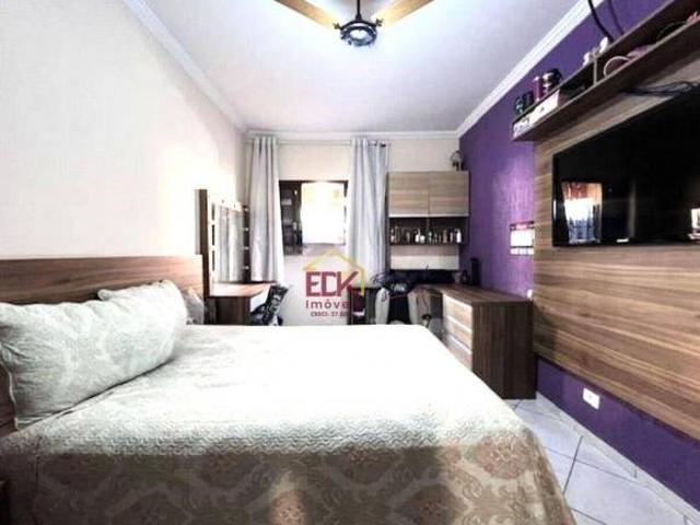 Sobrado com 4 dormitórios à venda, 250 m² por R$ 800.000,00 Jardim Maria Augusta Taubaté/SP